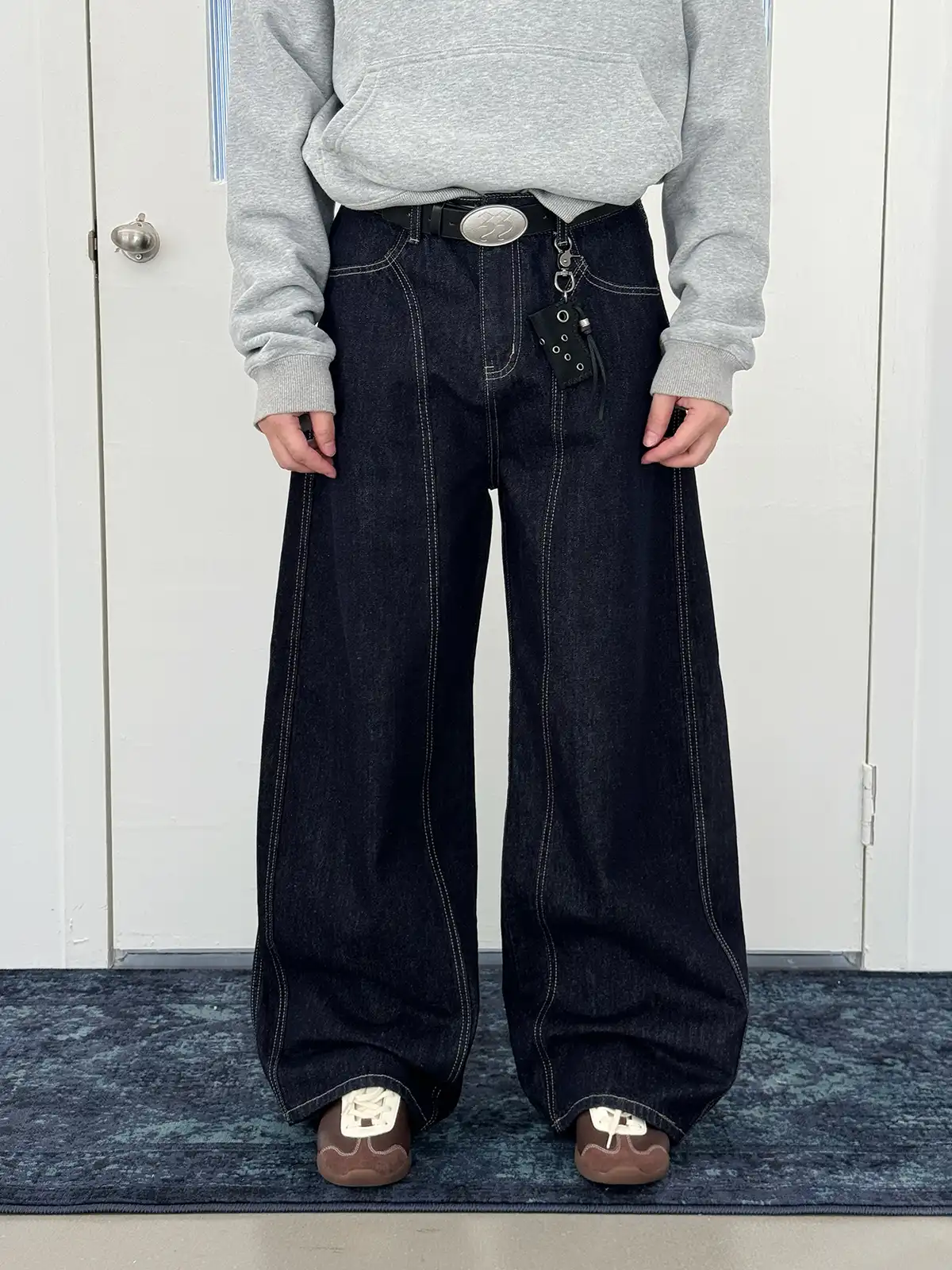 Джинсы "19 Studio Scimitar Jeans" - DL Studio